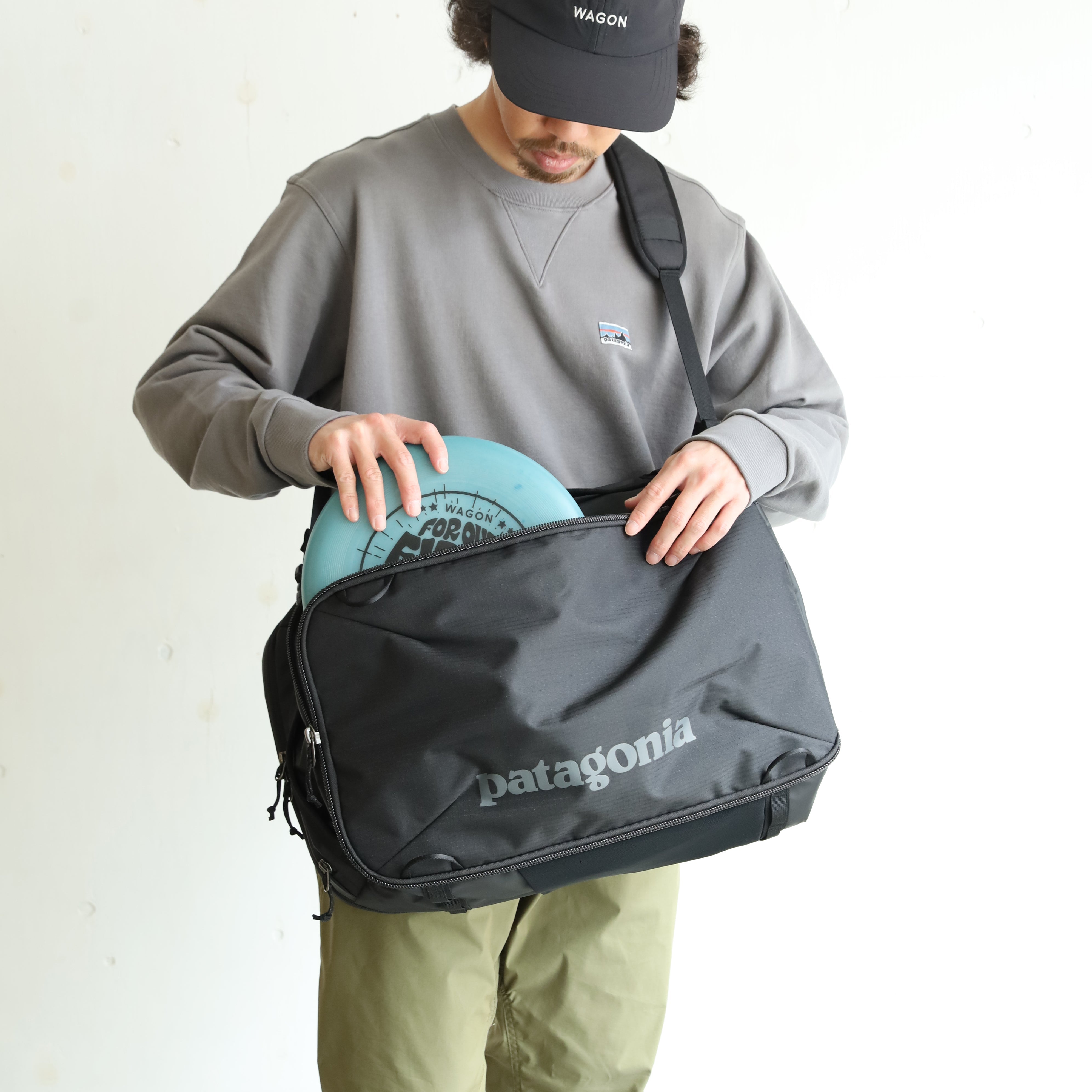 これは抑えておきたい"patagonia MINI MLC "と"DAILY CREW SWEAT" | WAGON | For our ...